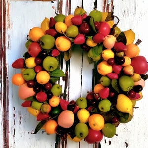 20" Handmade Fruit Wreath - Etsy