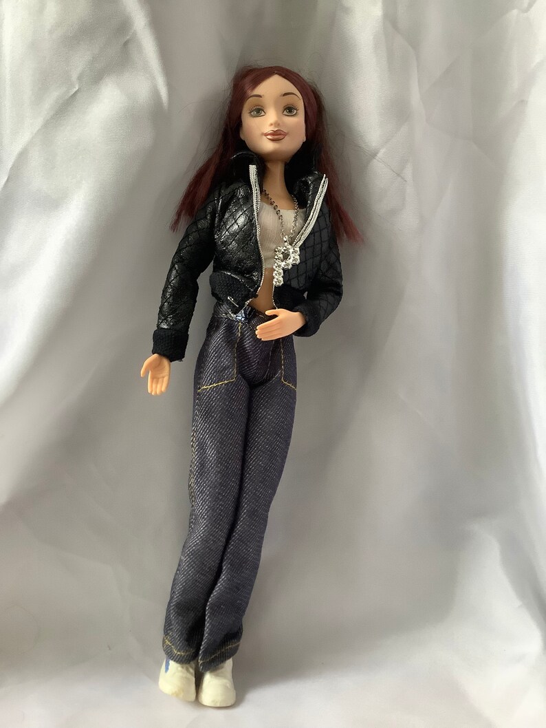 Flavas Doll P Bo in Hip Hop Outfit Toys Toys & Games Dolls etna.com.pe