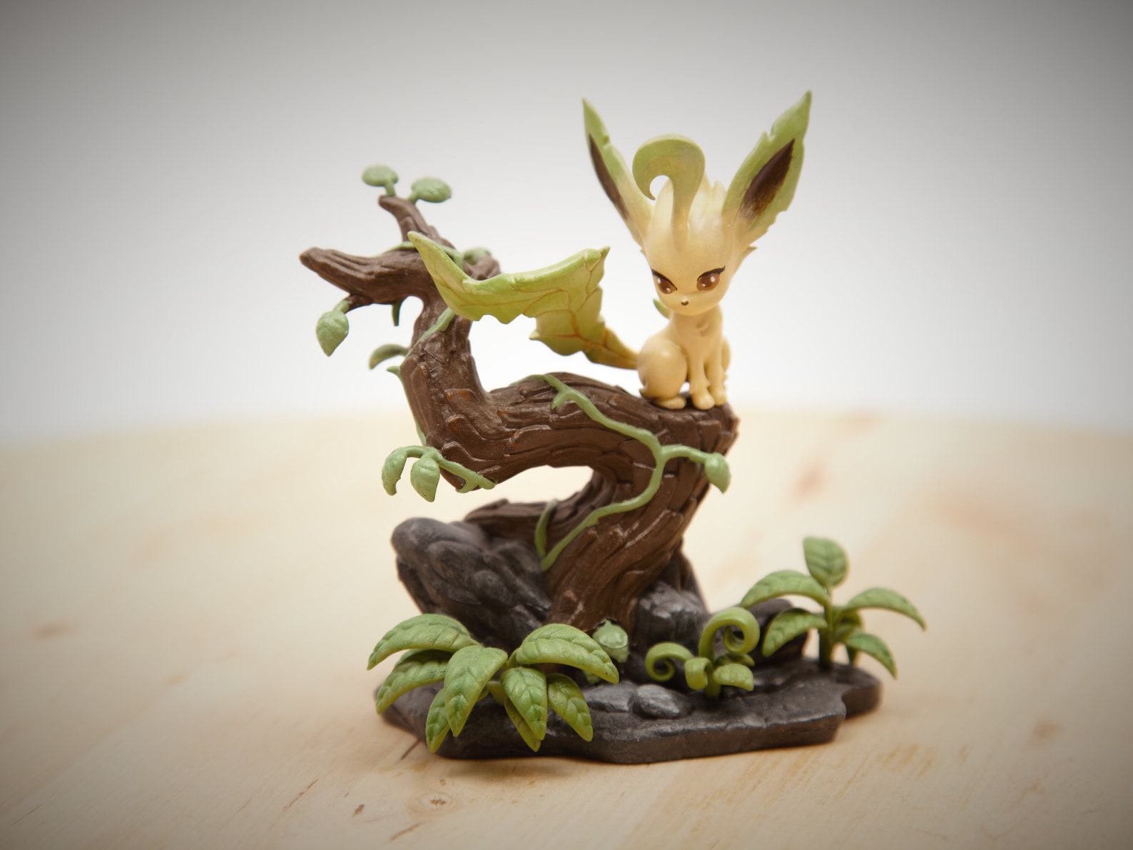 Leafeon Figure, Hand Painted, 3D Printed - Etsy