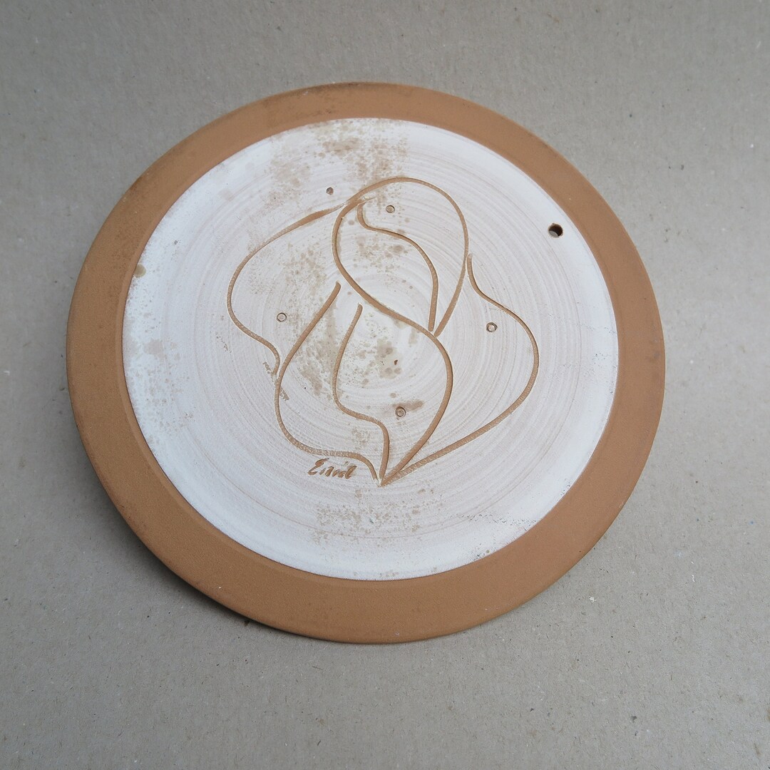 Studio Pottery Ceramic Biscuit Baker / Roll Maker / Signed enid / Cool ...