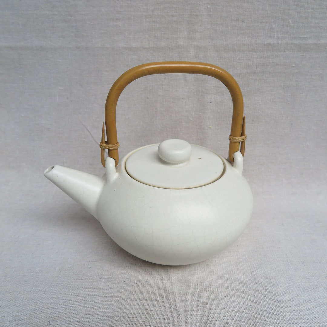 Elegantly Simple White Ceramic Teapot With Bamboo Handle / Smooth ...
