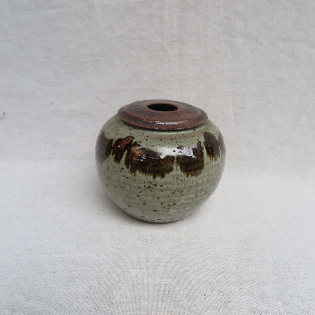 Studio Pottery Round Vase / Red Ochre and Grey Speckled Glaze / Signed ...