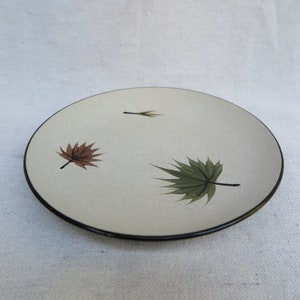Maple Leaf Stoneware Japan Pattern #4102 / Slightly Textured Surface ...