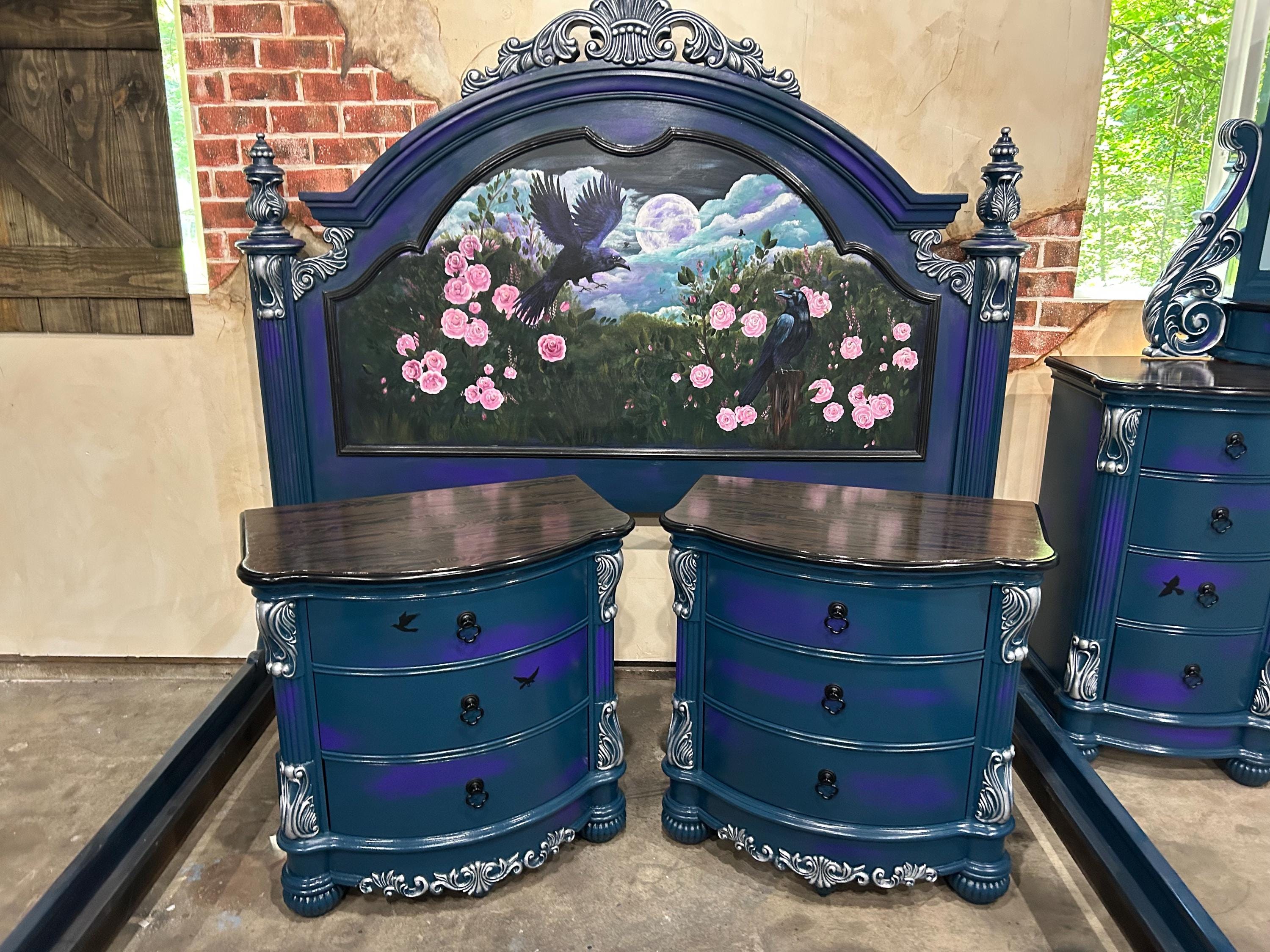 Hand Painted Raven King Bedroom Set - Etsy