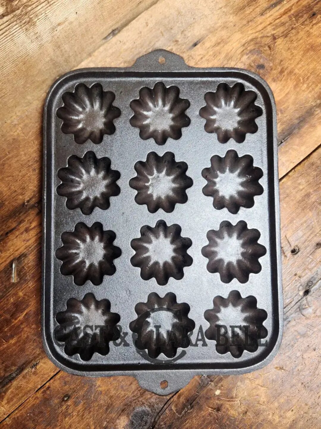 Lodge Cast Iron Turk Head Pan, 12 Cup - Etsy