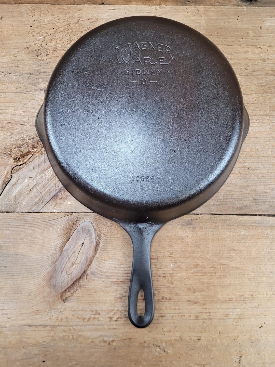 The Classic 8 1930's Wagner Ware 8 Cast Iron Skillet With Stylized Logo ...