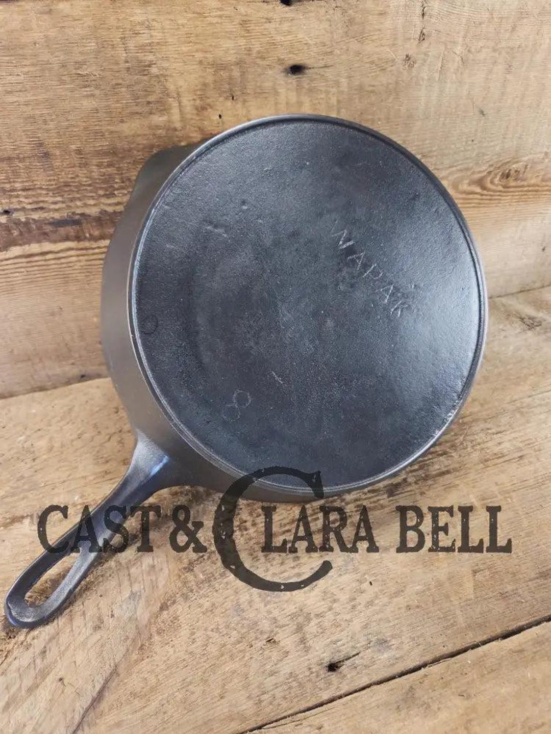 Wapak #8 Straight Logo With "ghost Mark Erie" 704 Cast Iron Skillet ...
