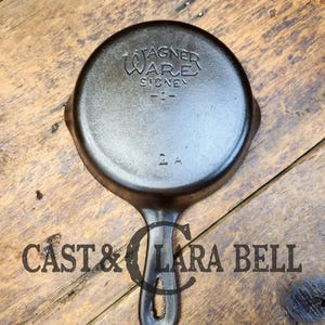 HARD TO FIND! Wagner Ware #2A Cast Iron Skillet. Stylized Logo, Great ...