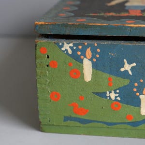Antique Painted Box/hand Painted Folk Art/original Paint in Peter Hunt ...