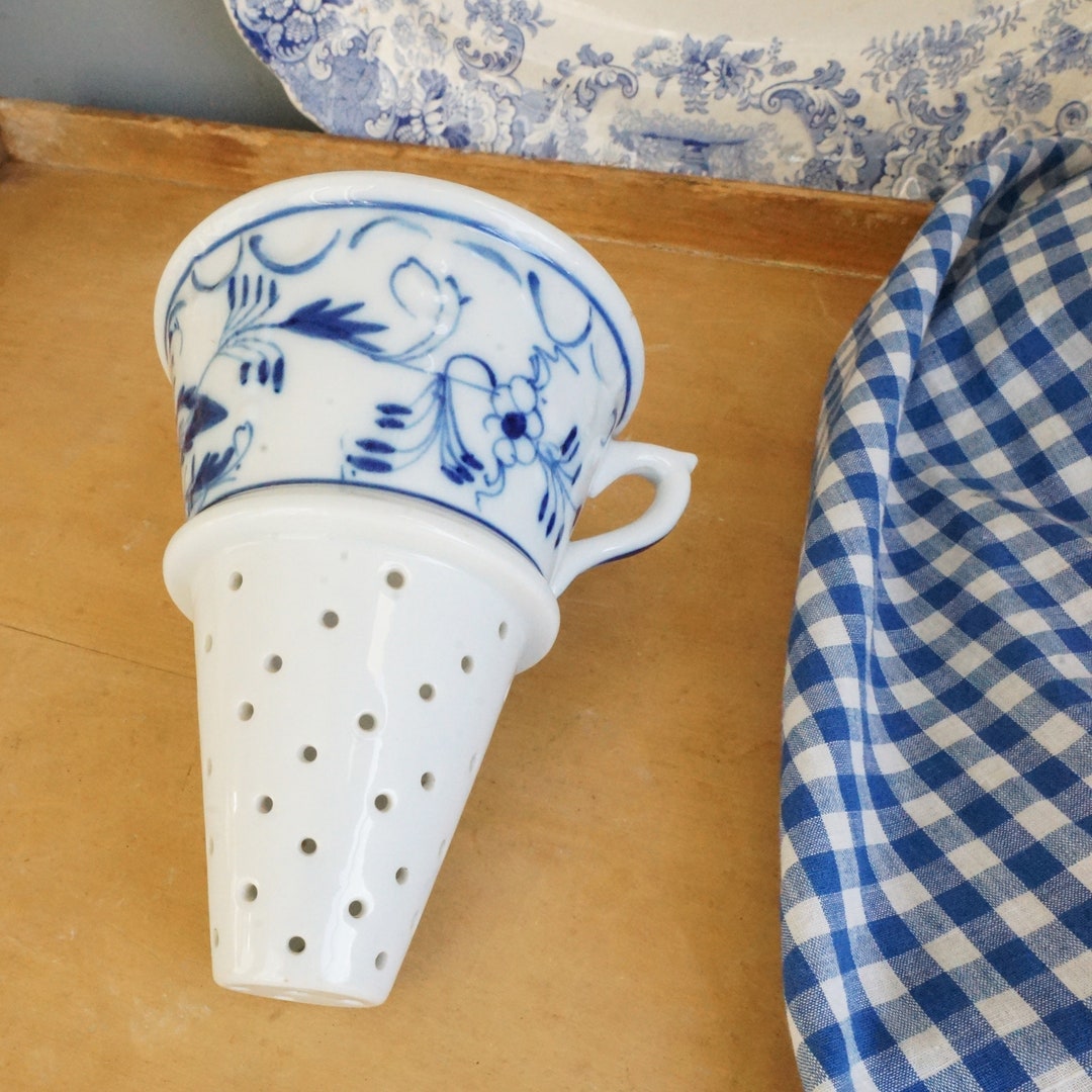 Antique Blue Onion Strainer/blue Onion With Handle Strainer/tea ...
