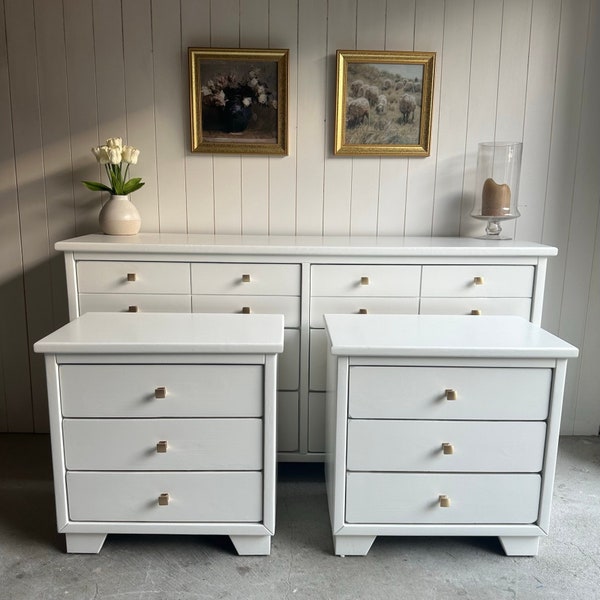 Gold Dresser - Etsy