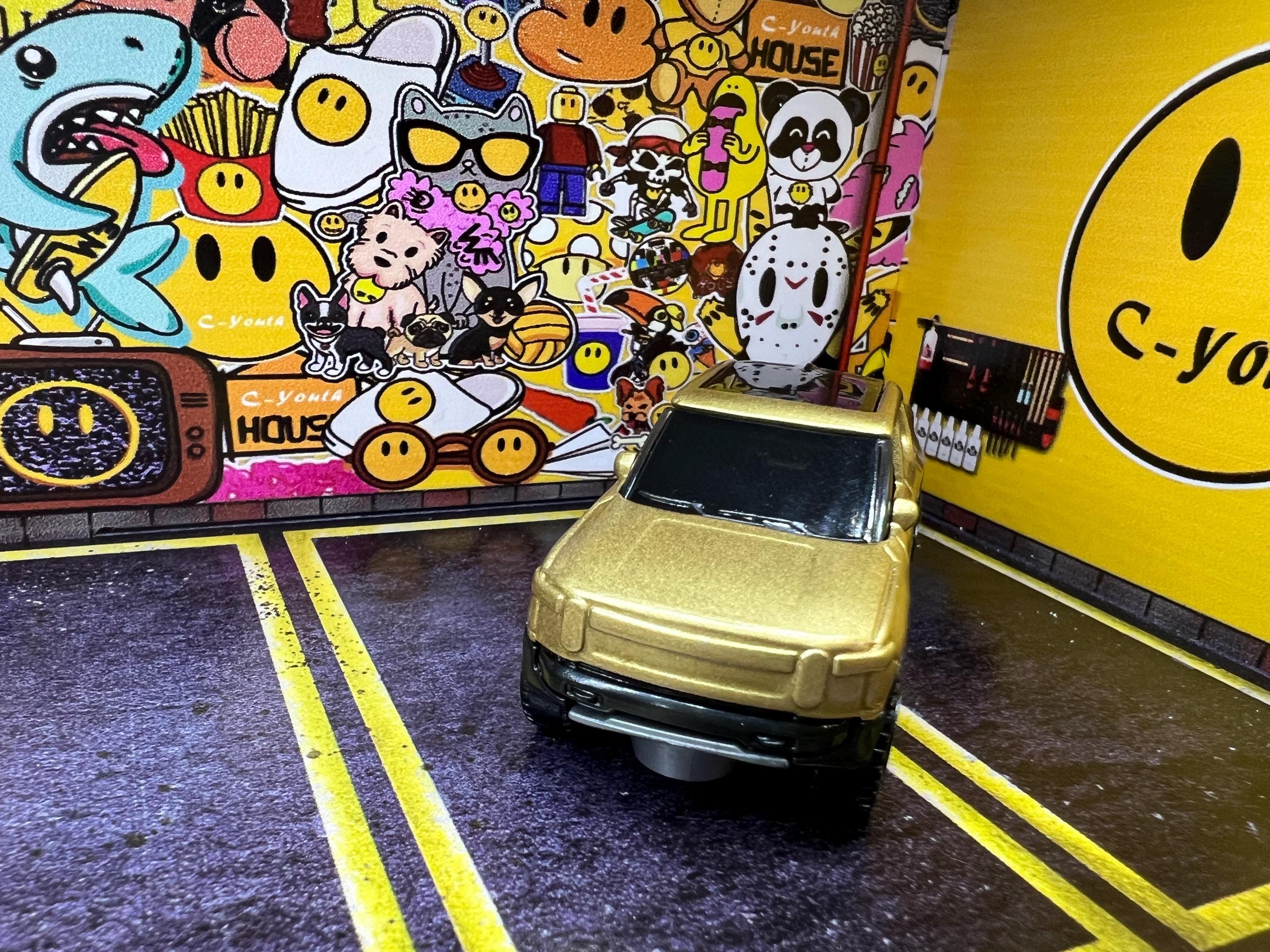 1:64 Scale Custom Painted Matchbox Diecast Truck Gold Rivian R1T With ...