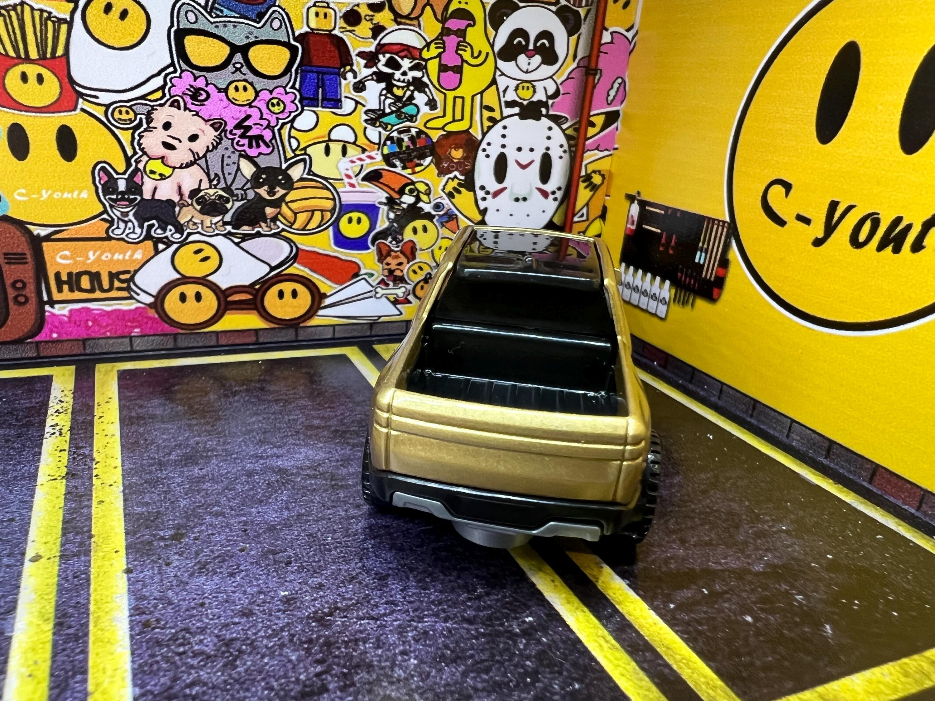 1:64 Scale Custom Painted Matchbox Diecast Truck Gold Rivian R1T With ...