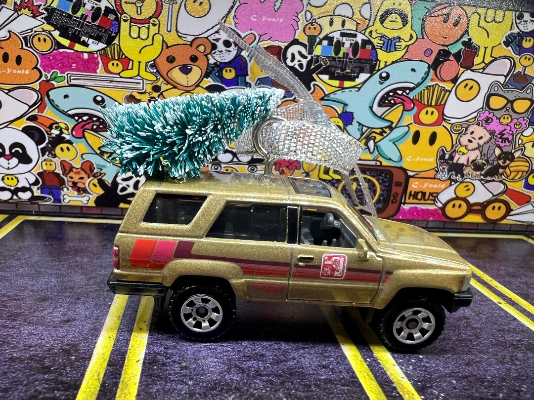 1:64 Scale Custom Made Matchbox Ornament - 85’ Toyota 4runner With Mini ...