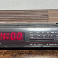 Vintage Digital Alarm Clock Radio Sony Dream Machine AM/FM Digital ...