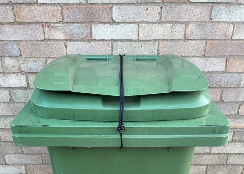 Wheelie Bin Straps Lid Securing Tie Down Strap No Drilling Bungee Cord ...