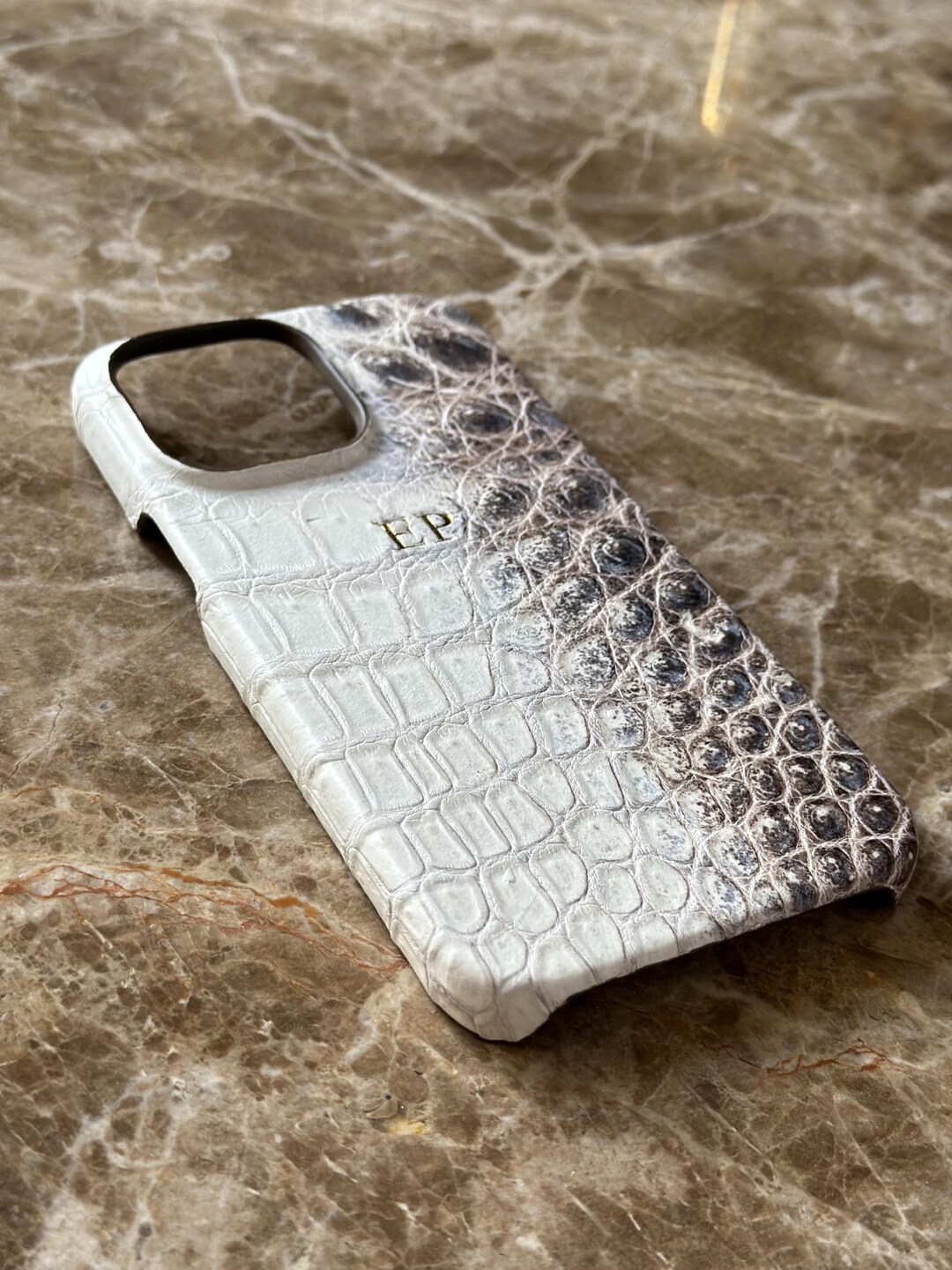 Himalaya Leather iPhone Magsafe Case: Alligator Croc, iPhone 17/16/15 ...