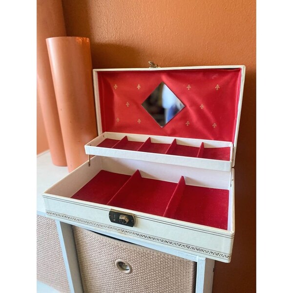 Shop 1950s Jewelry Online - Etsy