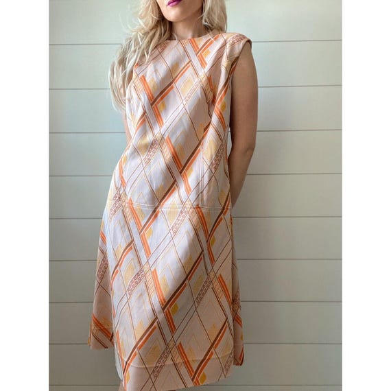 1970s VOLUP Friendly Bright Orange Mini Mod Shift Dre… - Gem