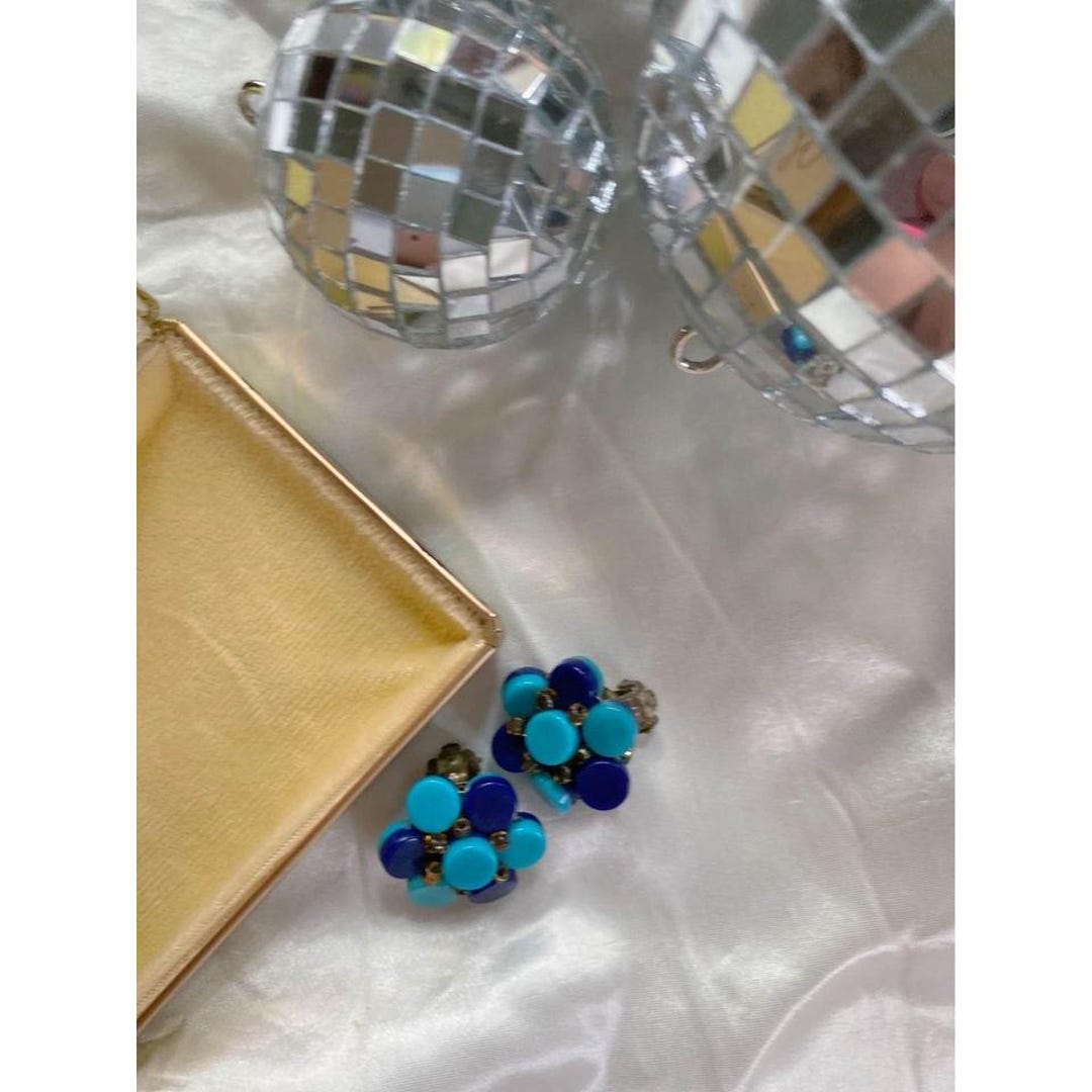 Vintage Bright Blue Daisy Clip on Earrings - Etsy