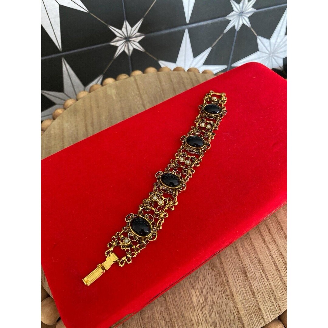 Vintage 1980s Gold Toned Black Gem Bracelet Snap Closure - Etsy