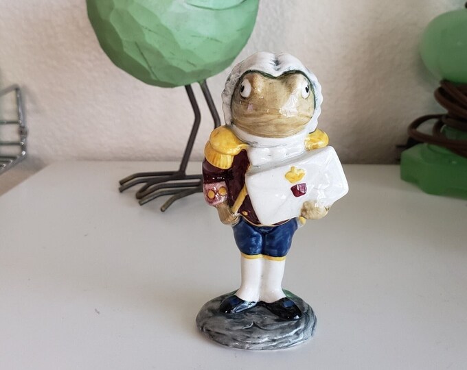 Beswick FROG FOOTMAN Figurine Alice in Wonderland No 2547 Royal Doulton ...
