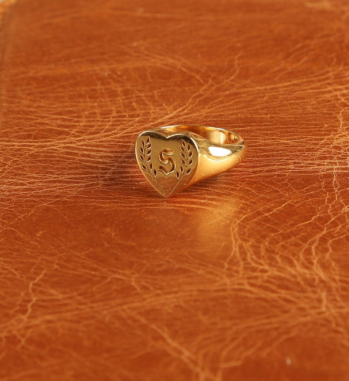 14K Gold Signet Ring for Women / Signet Initial Ring / - Etsy
