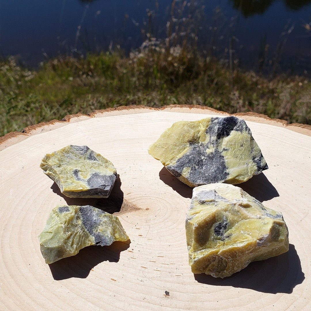 Rough Devalite Raw Devalite Rough Rock Raw Crystals Devalite Chunk ...