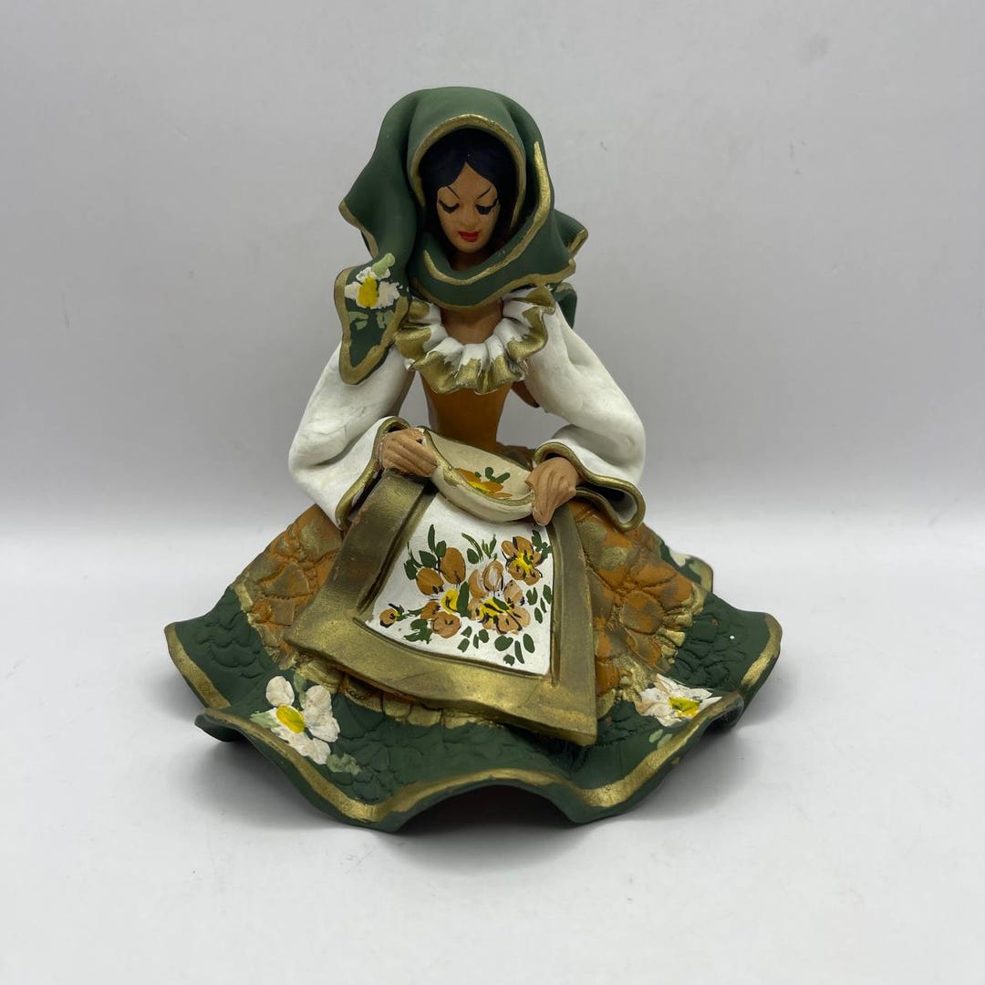 Vintage Handmade Ceramic Figurine Sardinian Woman. Italy. 3316 - Etsy
