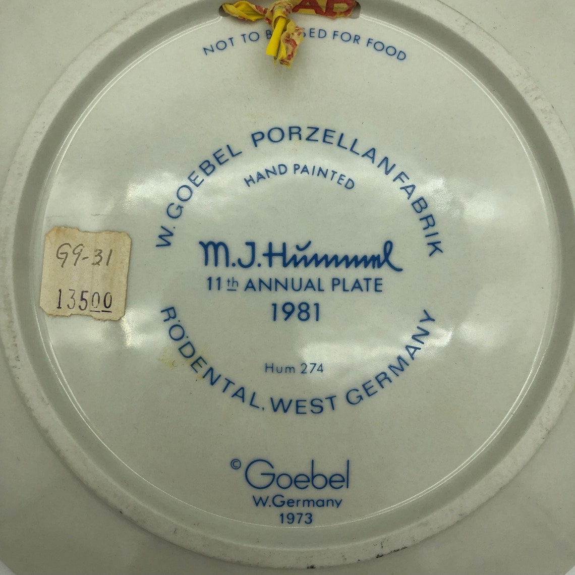 Vintage 1980 and 1981 Hummel Annual Display Plates - Etsy