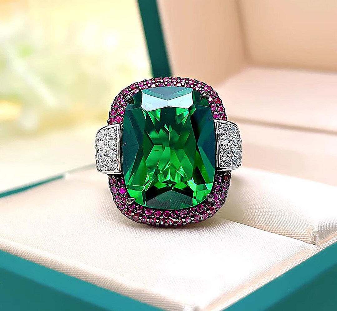 16 Carat Jumbo Vibrant Emerald Green Lab Created Gemstone - Etsy