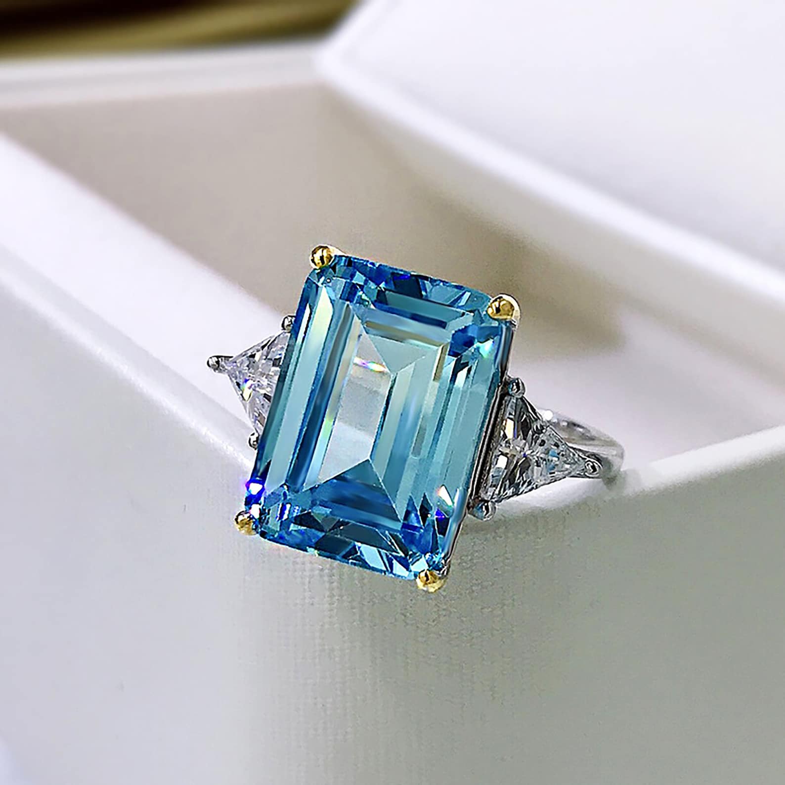 10 Carat Vivid Blue Emerald Cut Lab Created Dimaond Statement - Etsy