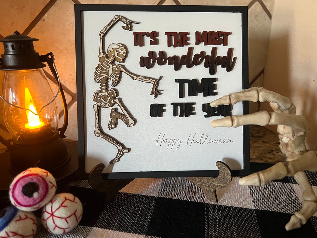 Rustic Halloween Sign: Spooky Skeleton Decor - Etsy