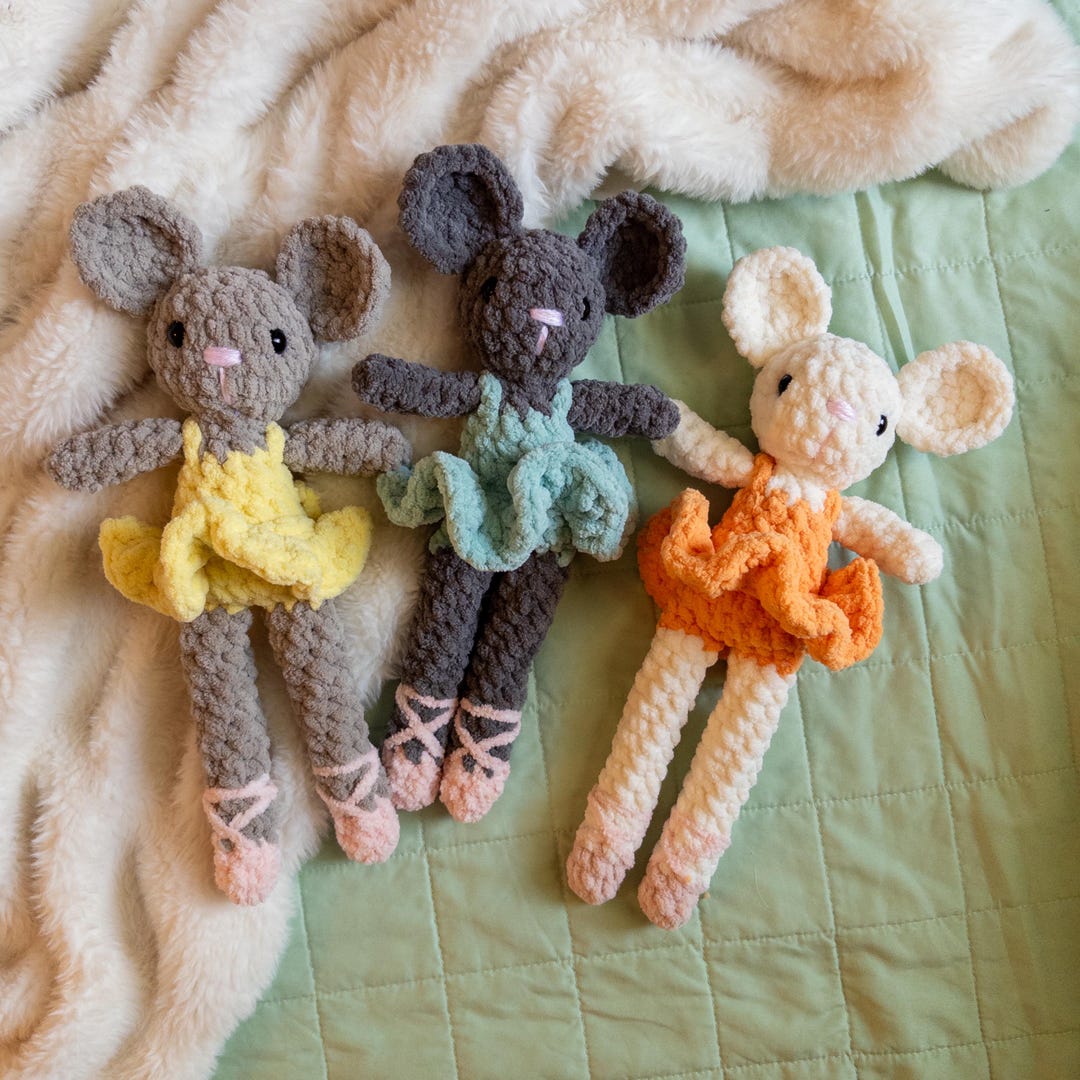 MADE TO ORDER Custom Mouse Snuggler/ Crochet Mouse/ Crochet Woodland ...