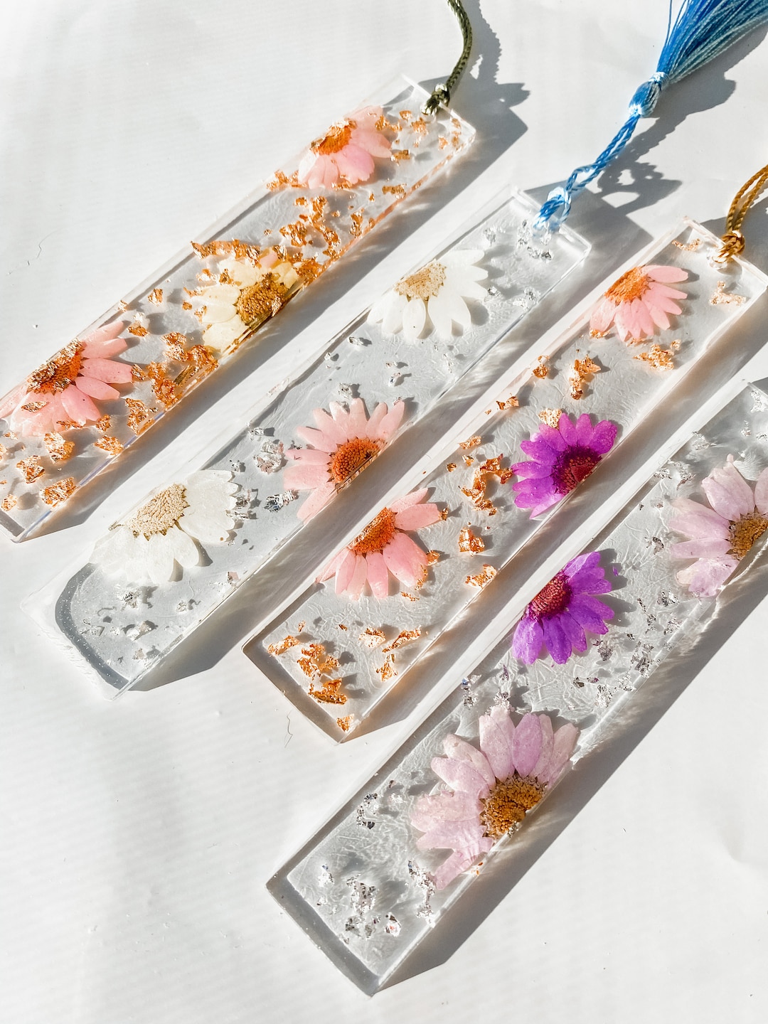 Pressed Flower Resin Bookmark: Personalized Book Lover Gift - Etsy