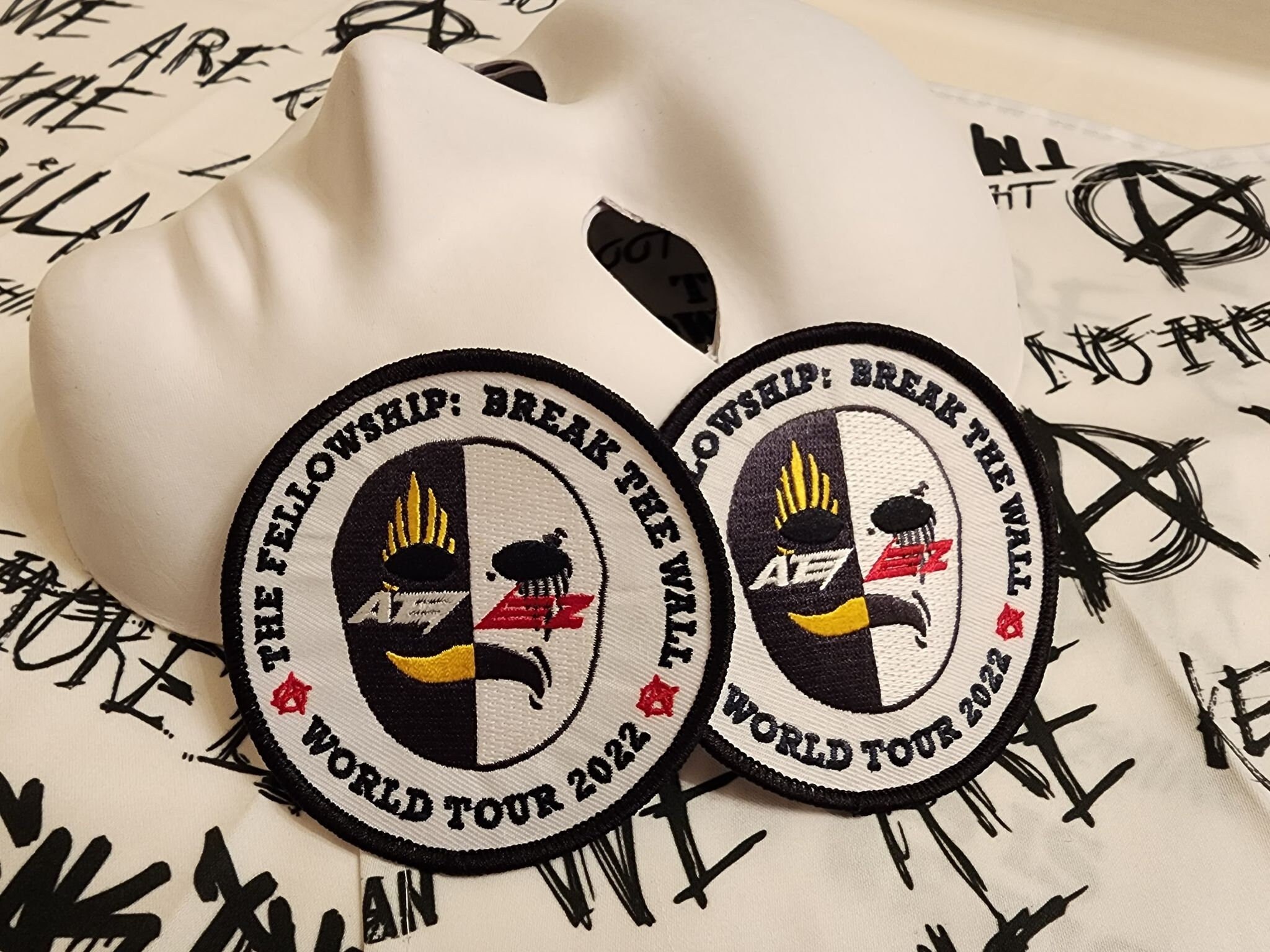 ATEEZ Mask/the Fellowship: Break the Wall World Tour 2022 - Etsy