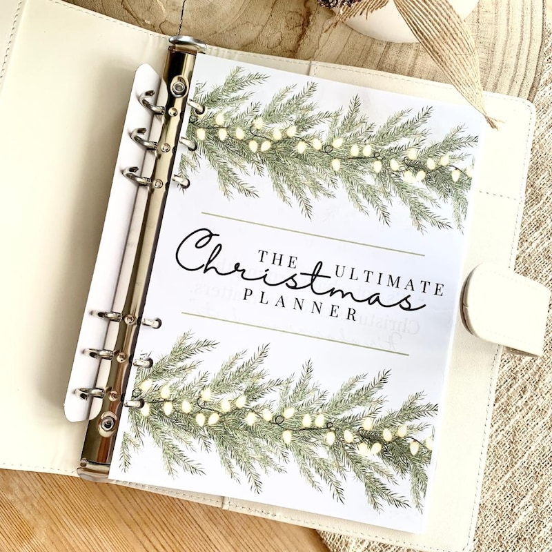 Christmas 2025 Folder - Etsy UK