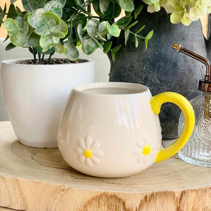 Daisy Mugs Embossed - Etsy
