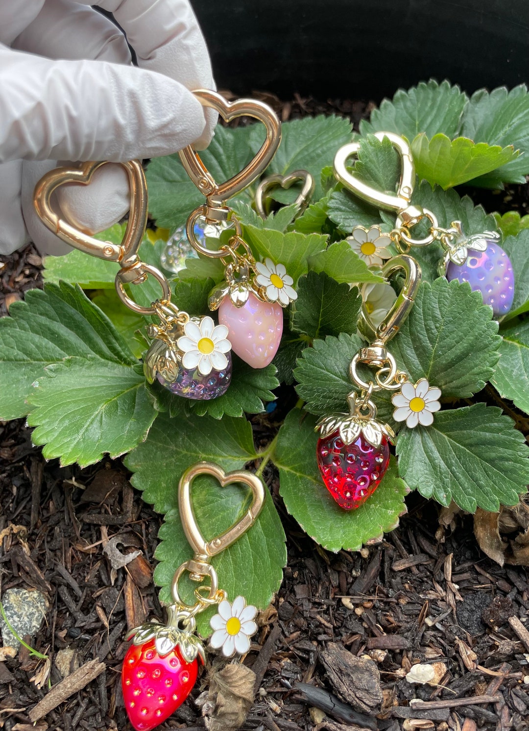 Beautiful Strawberry Heart Flower Keychain, Keychain Accessories ...