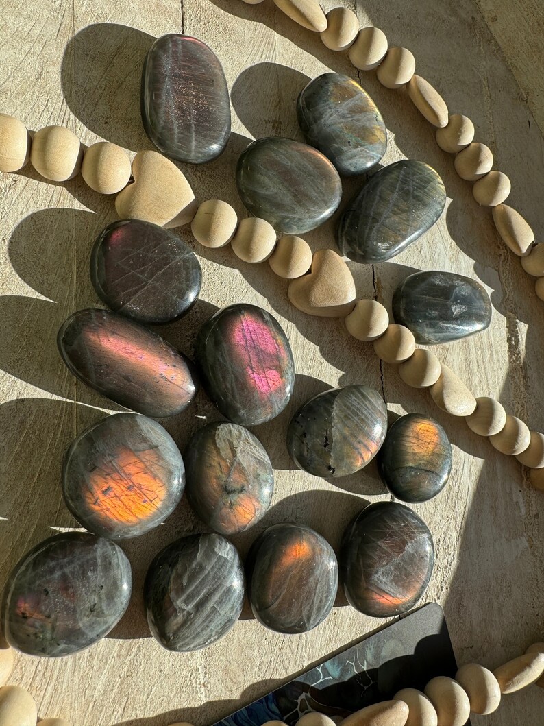 SUNSET LABRADORITE Crystal - Small Palm Stone - Flashy Labradorite ...