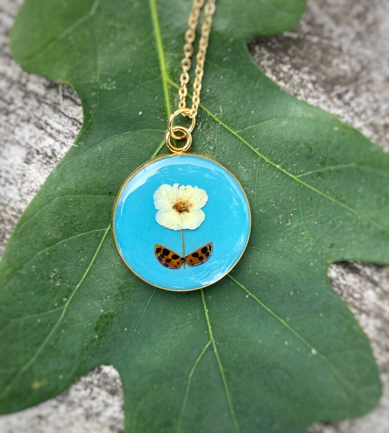 Real Ladybug Floral Necklace, Ladybug Wings, Pressed Flowers, Resin ...