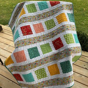 Sweet and Simple Baby /crib Quilt 40x47 - Etsy