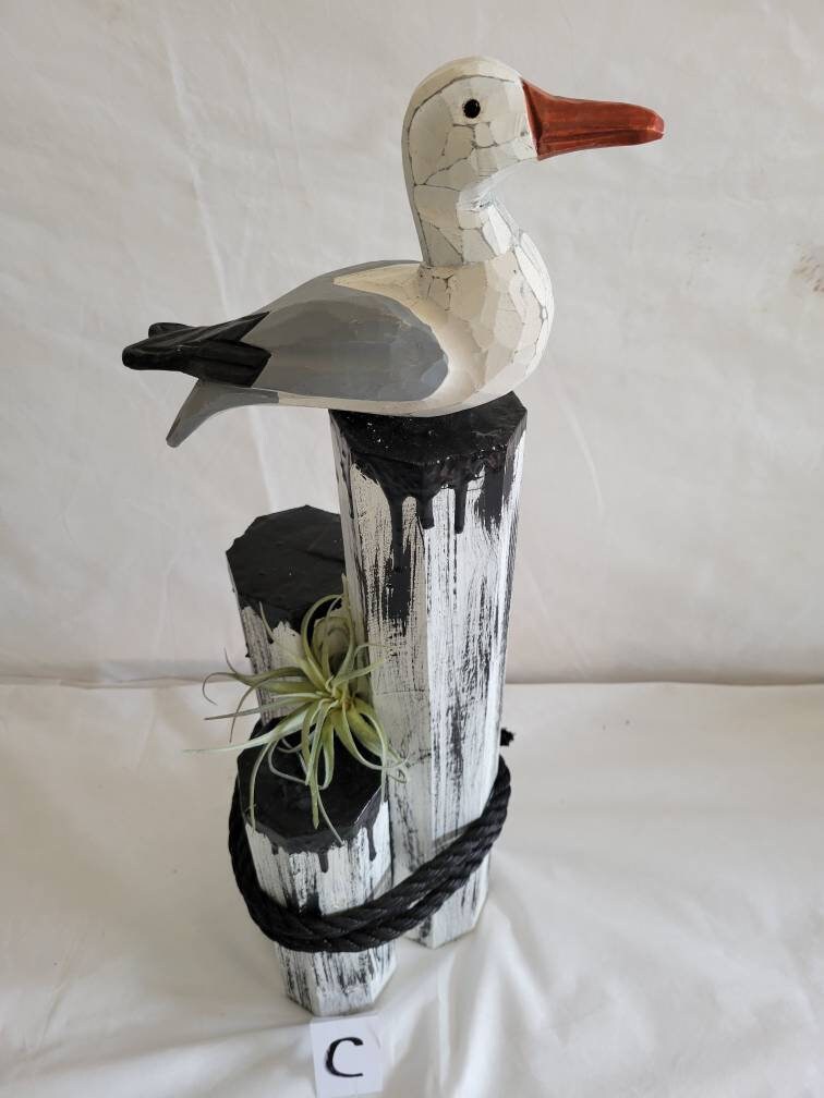 Pilings With Rope and Seagull Classy Nautical Indoor and Outdoor Decor ...