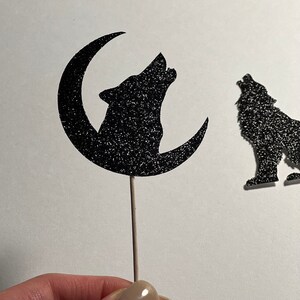 Wolf Cupcake Toppers, Wolf Toppers, Howling Wolf Cupcake, Wolf Cake ...