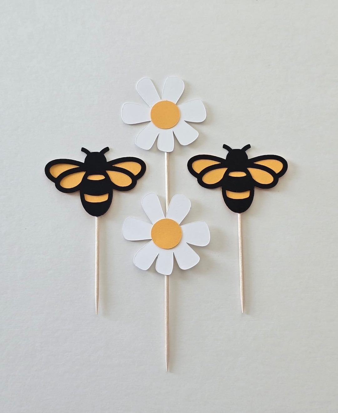 Bee Cupcake Toppers, Little Bee Cupcake Toppers, Bumblebee Cupcake ...