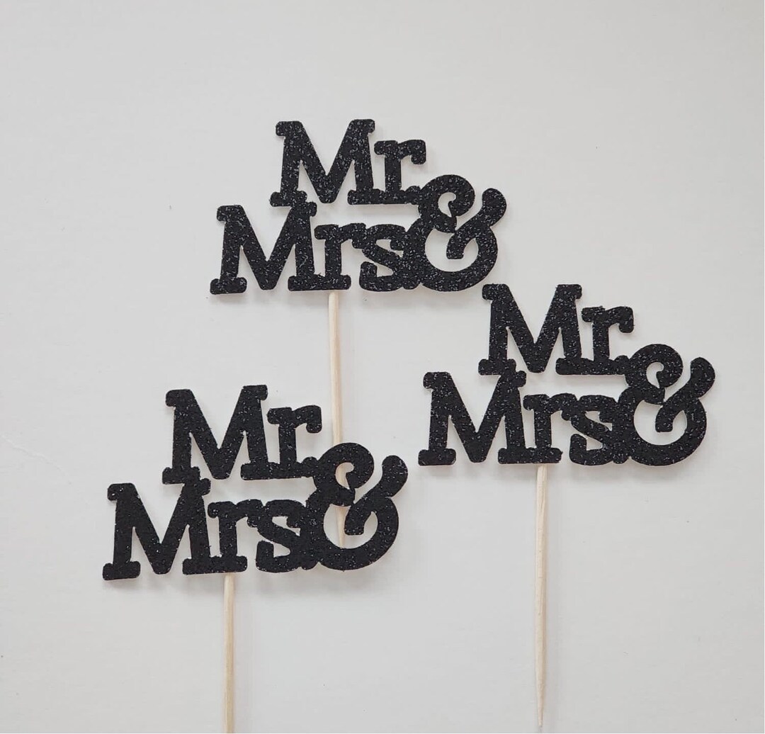 Wedding Cupcake Toppers, Mr and Mrs Cupcake Toppers, Married Cucpake ...