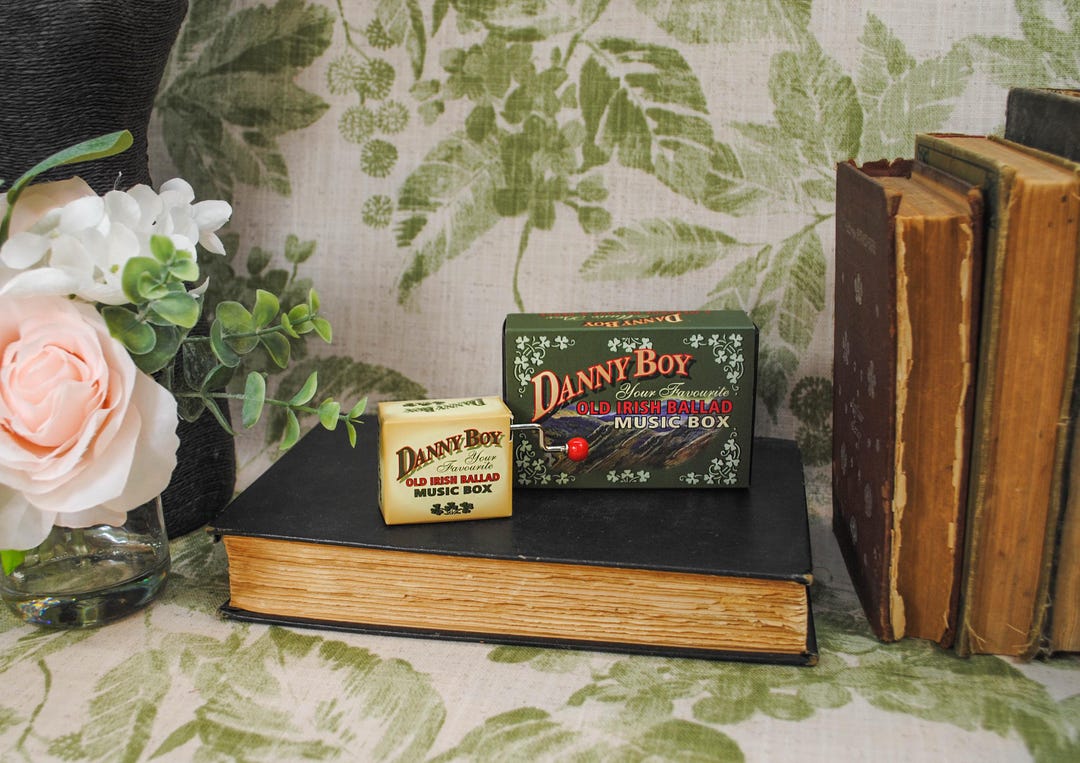 Cute Vintage Danny Boy Your Favourite Old Irish Music Box - Etsy
