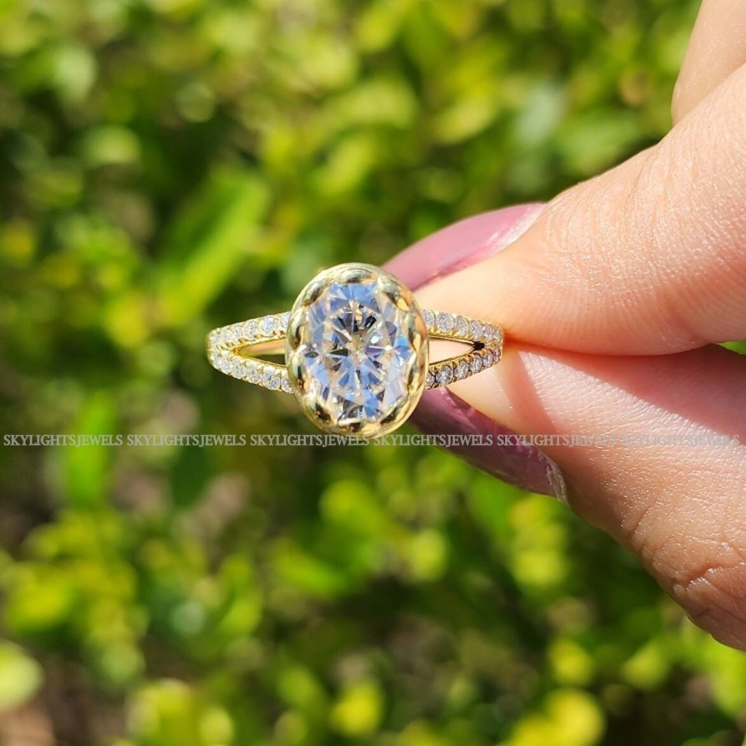 2.0 CT Oval Moissanite Engagement Rings Gold Ring Oval Ring Split Shank ...