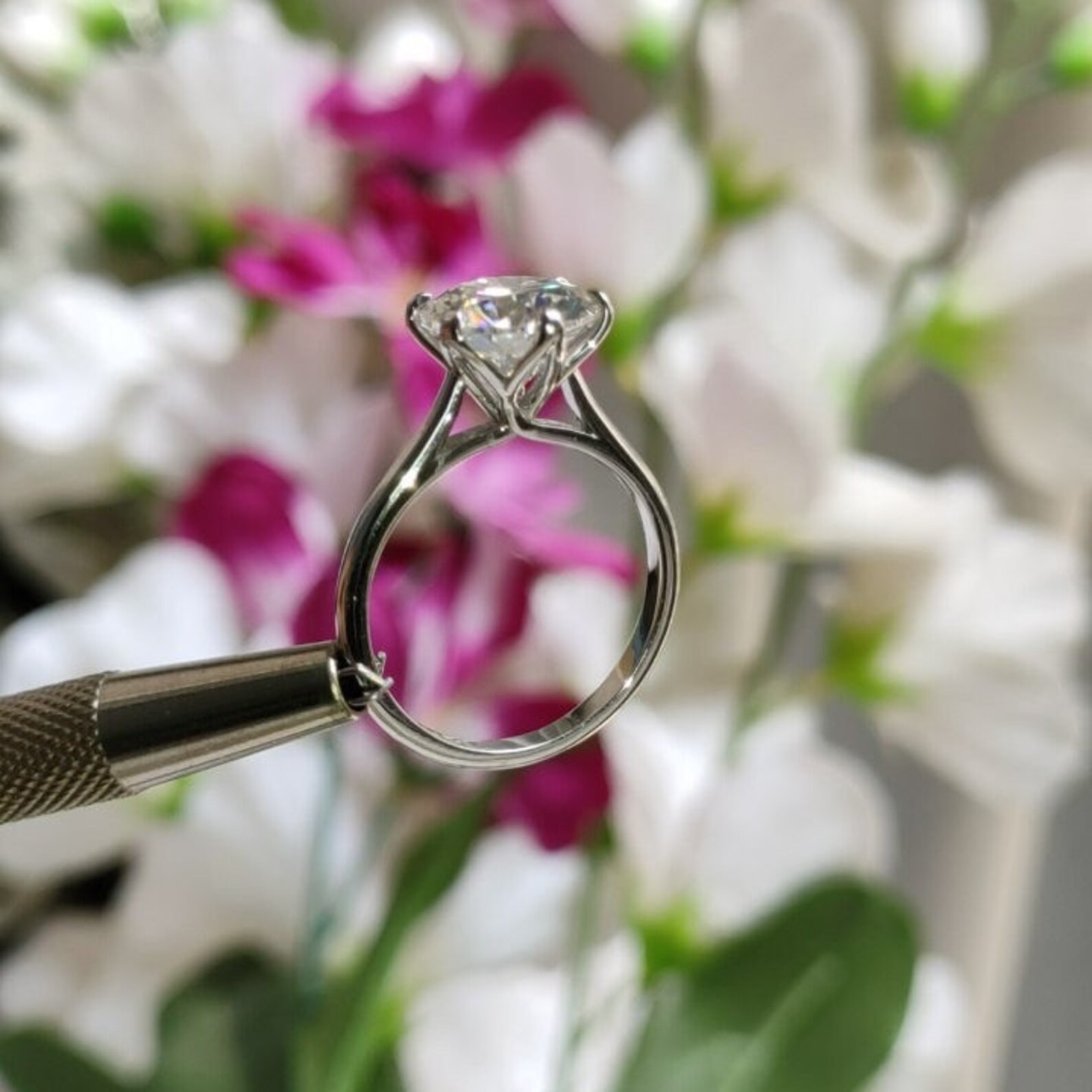 Vintage Tulip Setting Moissanite Engagement Ring,3 Ct Round Moissanite ...