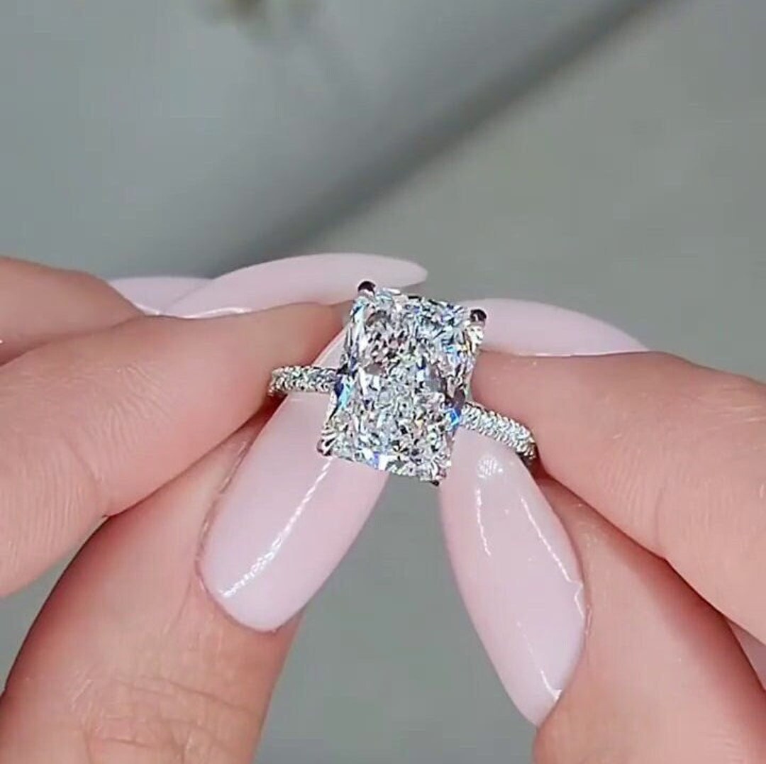 Stunning Large 4 Carat Radiant Cut Moissanite Engagement Ring in 10k ...